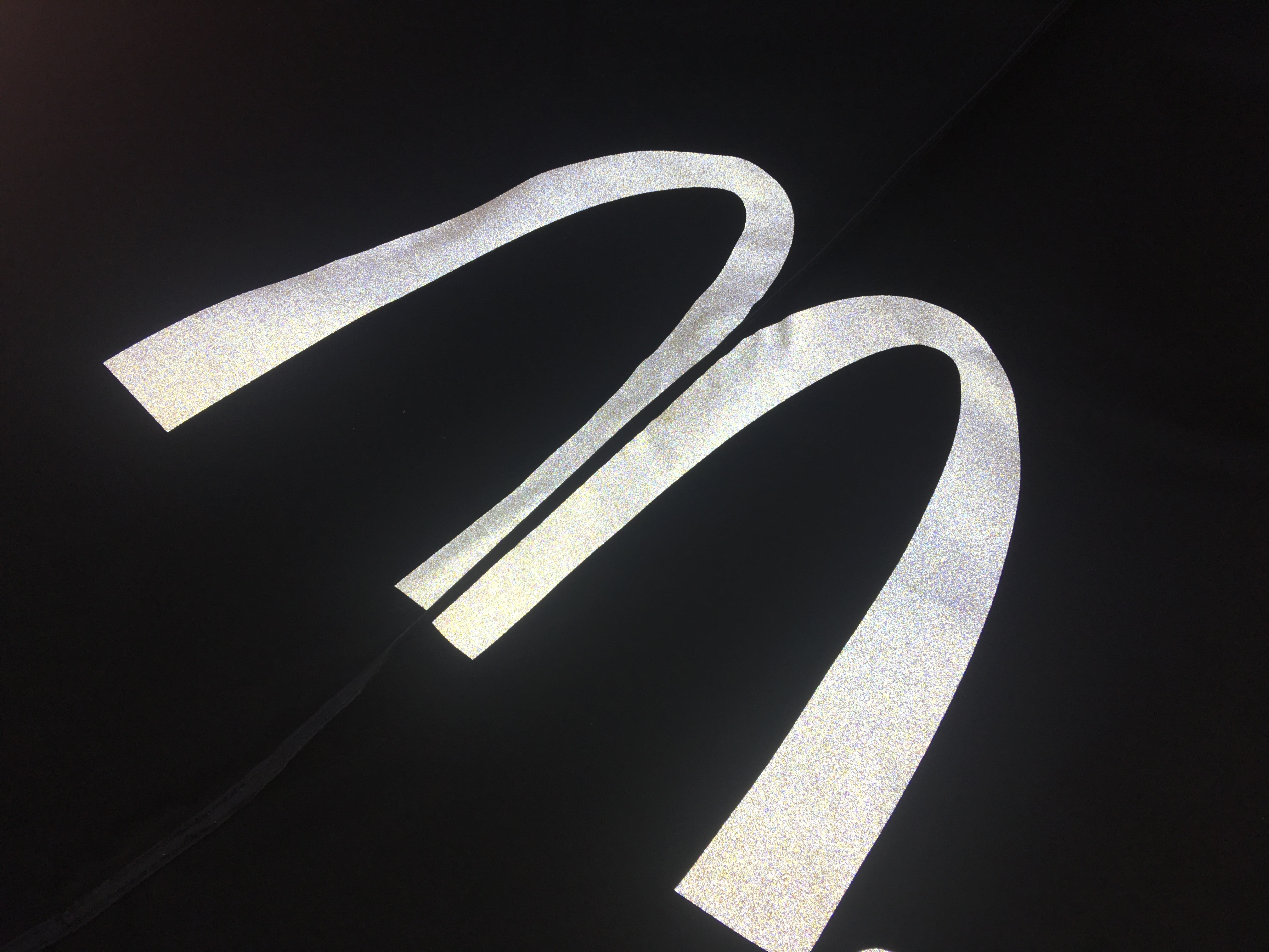 Reflective Printing on Parasols ⋆ Parker Masters